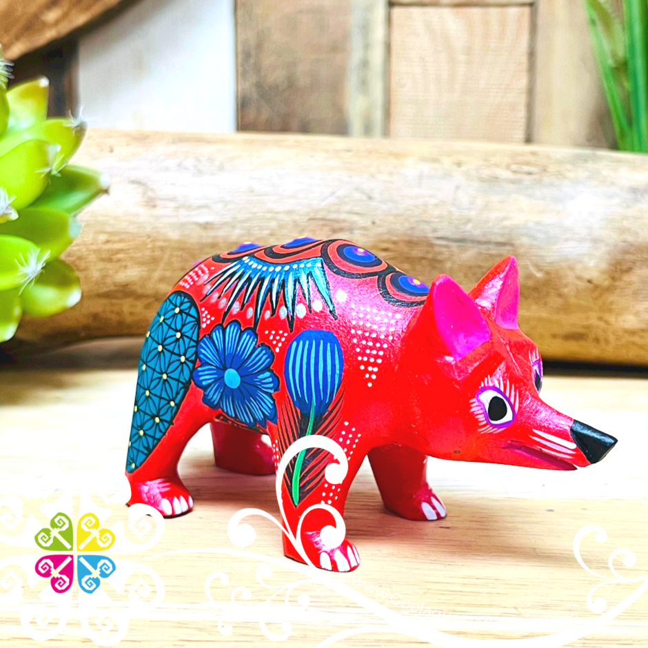 Small Bear Alebrije- Handcarve Wood Decoration Figure – Guelaguetza Designs